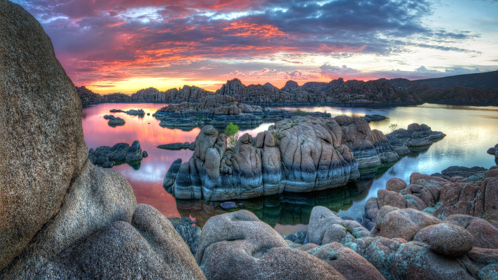 Watson Lake In Prescott Arizona United States Sunrise Landscape ...